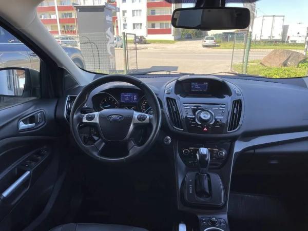 Grey Ford Kuga 2013 in Talsi, with an engine capacity of 1.60 L and mileage of 177 thousand km for 7800 €, photo 7 on AUTOMOTO.COM.LV