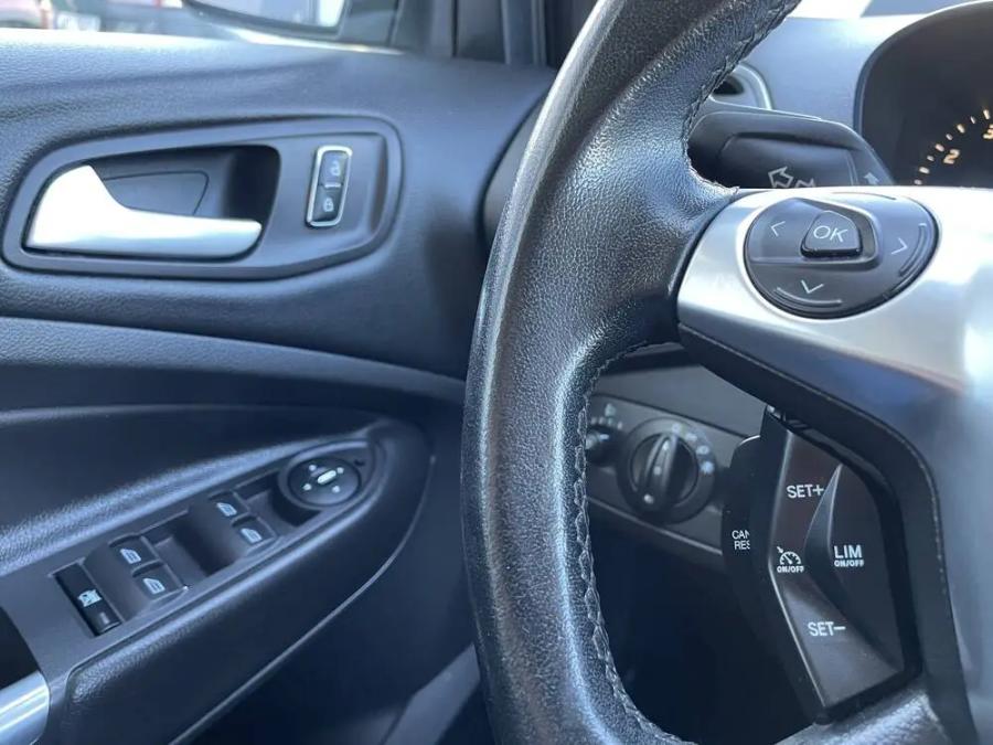 Grey Ford Kuga 2013 in Talsi, with an engine capacity of 1.60 L and mileage of 177 thousand km for 7800 €, photo 15 on AUTOMOTO.COM.LV