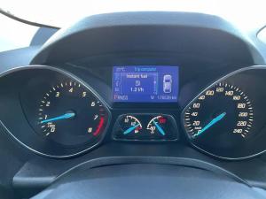 Grey Ford Kuga 2013 in Talsi, with an engine capacity of 1.60 L and mileage of 177 thousand km for 7800 €, photo 16 on AUTOMOTO.COM.LV