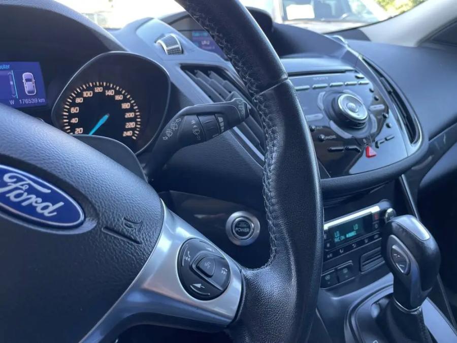 Grey Ford Kuga 2013 in Talsi, with an engine capacity of 1.60 L and mileage of 177 thousand km for 7800 €, photo 17 on AUTOMOTO.COM.LV