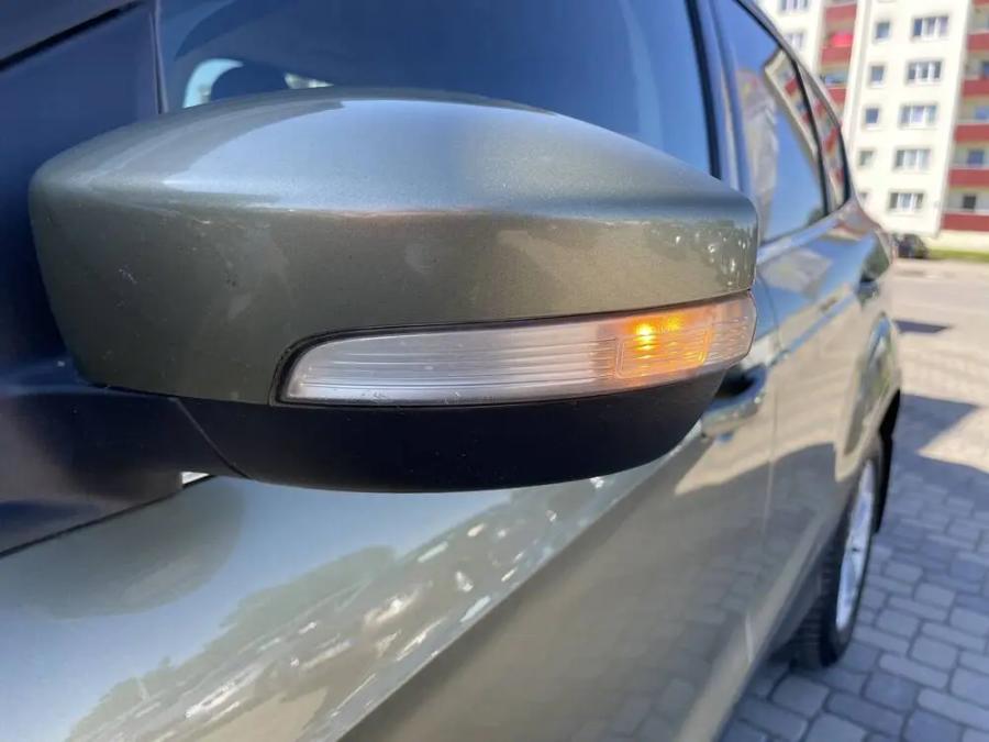 Grey Ford Kuga 2013 in Talsi, with an engine capacity of 1.60 L and mileage of 177 thousand km for 7800 €, photo 27 on AUTOMOTO.COM.LV