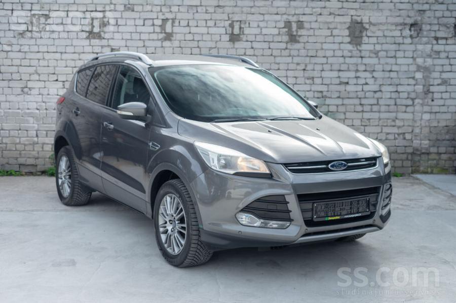 Pelēks Ford Kuga 2013 Liepāja, ar dzinēja tilpumu 2.00 L un nobraukumu 271 tūkst. km par 8400 €, foto 1 vietnē AUTOMOTO.COM.LV