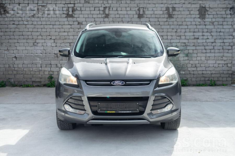 Pelēks Ford Kuga 2013 Liepāja, ar dzinēja tilpumu 2.00 L un nobraukumu 271 tūkst. km par 8400 €, foto 3 vietnē AUTOMOTO.COM.LV
