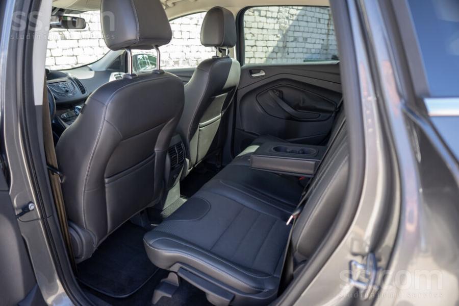 Pelēks Ford Kuga 2013 Liepāja, ar dzinēja tilpumu 2.00 L un nobraukumu 271 tūkst. km par 8400 €, foto 11 vietnē AUTOMOTO.COM.LV