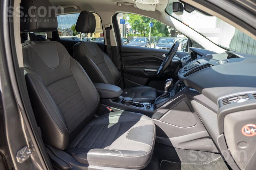 Pelēks Ford Kuga 2013 Liepāja, ar dzinēja tilpumu 2.00 L un nobraukumu 271 tūkst. km par 8400 €, foto 14 vietnē AUTOMOTO.COM.LV