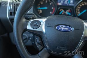 Pelēks Ford Kuga 2013 Liepāja, ar dzinēja tilpumu 2.00 L un nobraukumu 271 tūkst. km par 8400 €, foto 19 vietnē AUTOMOTO.COM.LV
