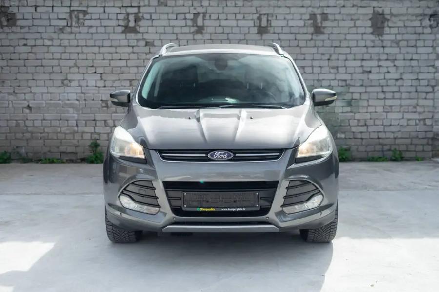 Grey Ford Kuga 2013 in Liepaja, with an engine capacity of 2.00 L and mileage of 271 thousand km for 8400 €, photo 7 on AUTOMOTO.COM.LV