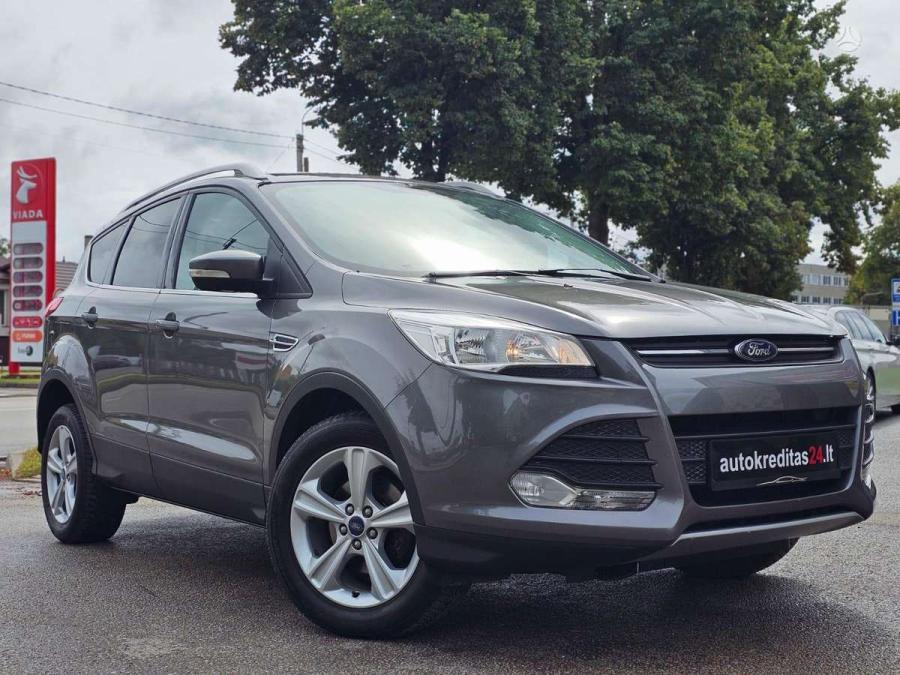Grey Ford Kuga 2013 in Siauliai, with an engine capacity of 1.60 L and mileage of 178 thousand km for 6950 €, photo 5 on AUTOMOTO.COM.LV