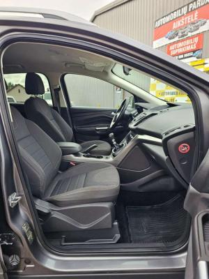 Grey Ford Kuga 2013 in Siauliai, with an engine capacity of 1.60 L and mileage of 178 thousand km for 6950 €, photo 23 on AUTOMOTO.COM.LV
