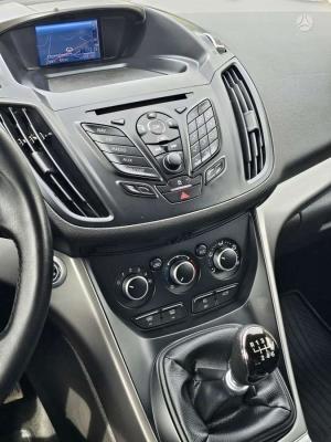 Grey Ford Kuga 2013 in Siauliai, with an engine capacity of 1.60 L and mileage of 178 thousand km for 6950 €, photo 26 on AUTOMOTO.COM.LV