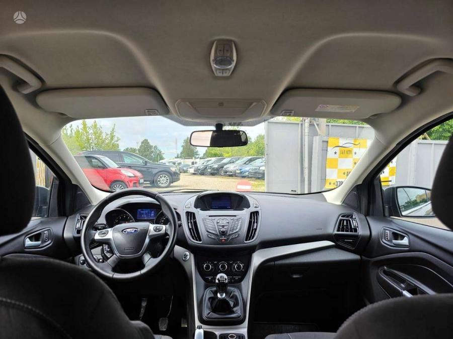 Grey Ford Kuga 2013 in Siauliai, with an engine capacity of 1.60 L and mileage of 178 thousand km for 6950 €, photo 28 on AUTOMOTO.COM.LV