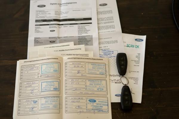 Pelēks Ford Kuga 2013 Liepāja, ar dzinēja tilpumu 2.00 L un nobraukumu 271 tūkst. km par 8400 €, foto 10 vietnē AUTOMOTO.COM.LV