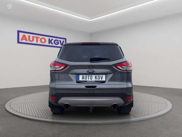 Grey Ford Kuga 2013 in Kaunas, with an engine capacity of 2.00 L and mileage of 202 thousand km for 7699 €, photo 5 on AUTOMOTO.COM.LV