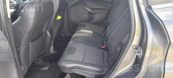 Grey Ford Kuga 2013 in Riga, with an engine capacity of 2.00 L and mileage of 205 thousand km for 7500 €, photo 7 on AUTOMOTO.COM.LV