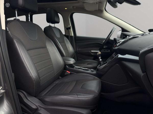 Ford Kuga 2013 Kauņa vietnē Pelēks Ford Kuga 2013 Kauņa, ar dzinēja tilpumu 2.00 L un nobraukumu 202 tūkst. km par 7699 €, foto 9 vietnē AUTOMOTO.COM.LV