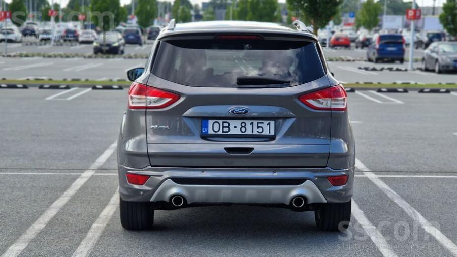 Pelēks Ford Kuga 2014 Rīga, ar dzinēja tilpumu 2.00 L un nobraukumu 160 tūkst. km par 12500 €, foto 6 vietnē AUTOMOTO.COM.LV