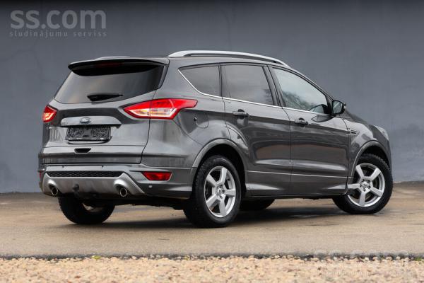 Grey Ford Kuga 2014 in Jelgava, with an engine capacity of 2.00 L and mileage of 217 thousand km for 8400 €, photo 4 on AUTOMOTO.COM.LV