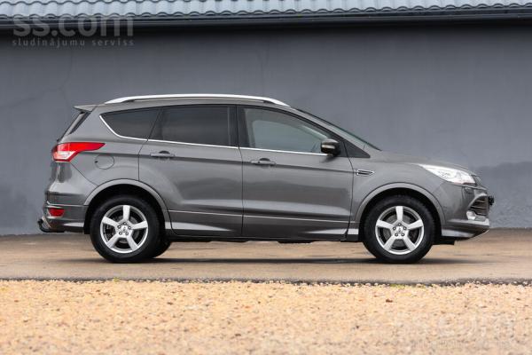 Grey Ford Kuga 2014 in Jelgava, with an engine capacity of 2.00 L and mileage of 217 thousand km for 8400 €, photo 6 on AUTOMOTO.COM.LV