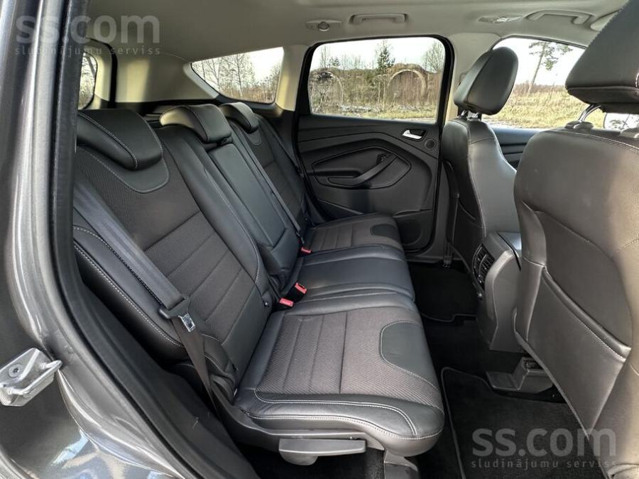 Pelēks Ford Kuga 2014 Tukums, ar dzinēja tilpumu 2.00 L un nobraukumu 186 tūkst. km par 10290 €, foto 12 vietnē AUTOMOTO.COM.LV