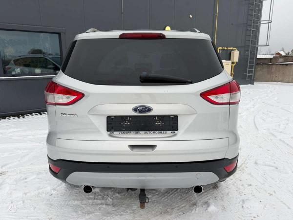 Grey Ford Kuga 2014 in Siauliai, with an engine capacity of 2.00 L and mileage of 0 thousand km for 5900 €, photo 6 on AUTOMOTO.COM.LV