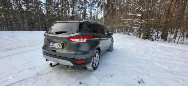 Pelēks Ford Kuga 2014 Viļņa, ar dzinēja tilpumu 2.00 L un nobraukumu 225 tūkst. km par 9700 €, foto 6 vietnē AUTOMOTO.COM.LV