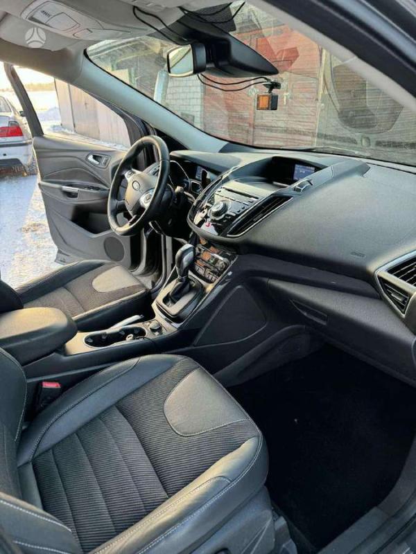 Pelēks Ford Kuga 2014 Viļņa, ar dzinēja tilpumu 2.00 L un nobraukumu 225 tūkst. km par 9700 €, foto 8 vietnē AUTOMOTO.COM.LV