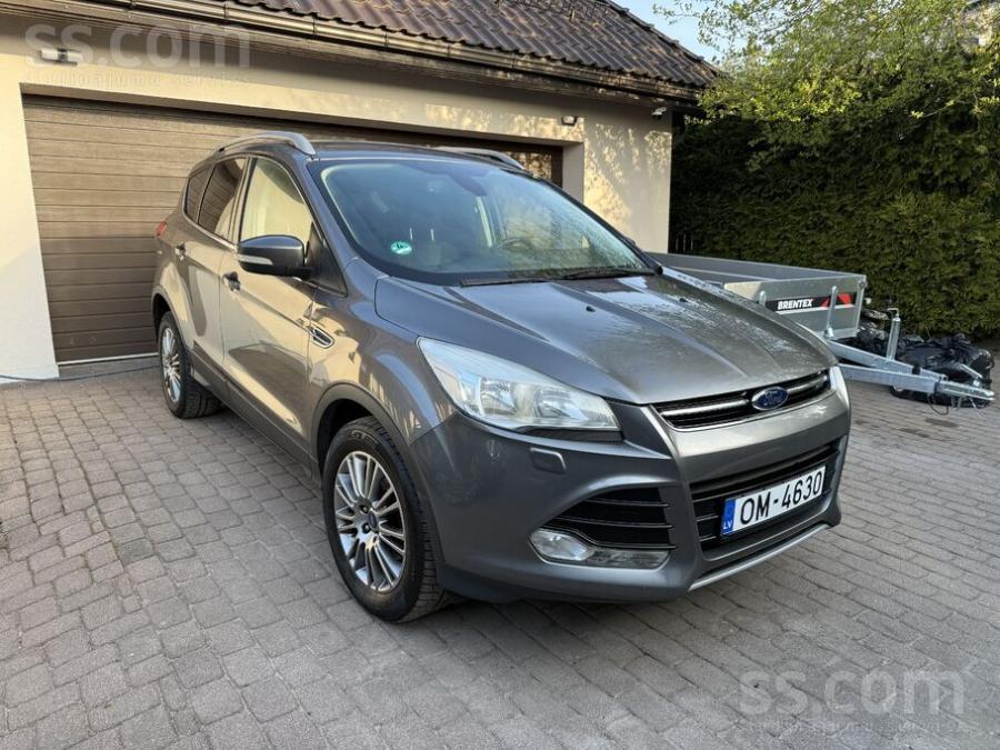 Pelēks Ford Kuga 2014 Ogre, ar dzinēja tilpumu 1.60 L un nobraukumu 222 tūkst. km par 7650 €, foto 3 vietnē AUTOMOTO.COM.LV