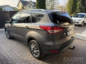 Pelēks Ford Kuga 2014 Ogre, ar dzinēja tilpumu 1.60 L un nobraukumu 222 tūkst. km par 7650 €, foto 9 vietnē AUTOMOTO.COM.LV