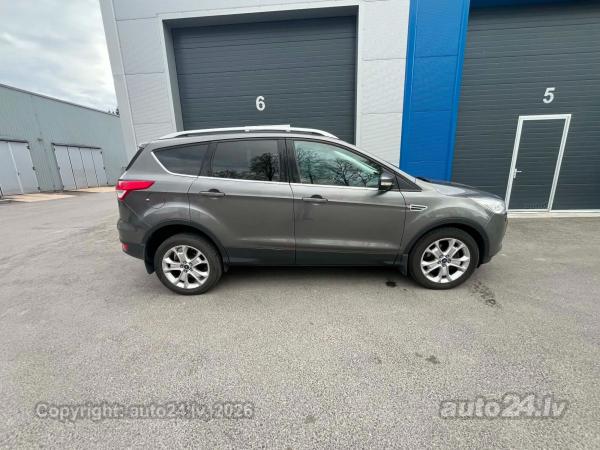 Pelēks Ford Kuga 2014 Tallina, ar dzinēja tilpumu 2.00 L un nobraukumu 180 tūkst. km par 10000 €, foto 2 vietnē AUTOMOTO.COM.LV
