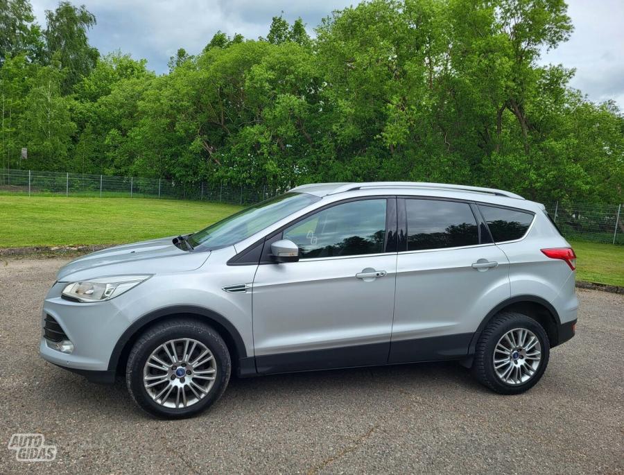 Grey Ford Kuga 2014 in Siauliai, with an engine capacity of 2.00 L and mileage of 300 thousand km for 6350 €, photo 4 on AUTOMOTO.COM.LV