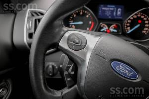 Grey Ford Kuga 2014 in Tukums, with an engine capacity of 2.00 L and mileage of 217 thousand km for 9480 €, photo 20 on AUTOMOTO.COM.LV