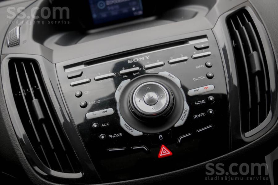 Grey Ford Kuga 2014 in Tukums, with an engine capacity of 2.00 L and mileage of 217 thousand km for 9480 €, photo 23 on AUTOMOTO.COM.LV