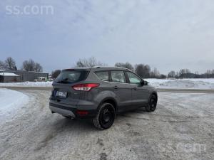 Grey Ford Kuga 2014 in Cesis, with an engine capacity of 1.60 L and mileage of 0 thousand km for 8900 €, photo 5 on AUTOMOTO.COM.LV