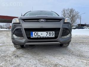 Grey Ford Kuga 2014 in Cesis, with an engine capacity of 1.60 L and mileage of 0 thousand km for 8900 €, photo 10 on AUTOMOTO.COM.LV