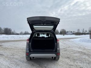 Grey Ford Kuga 2014 in Cesis, with an engine capacity of 1.60 L and mileage of 0 thousand km for 8900 €, photo 12 on AUTOMOTO.COM.LV
