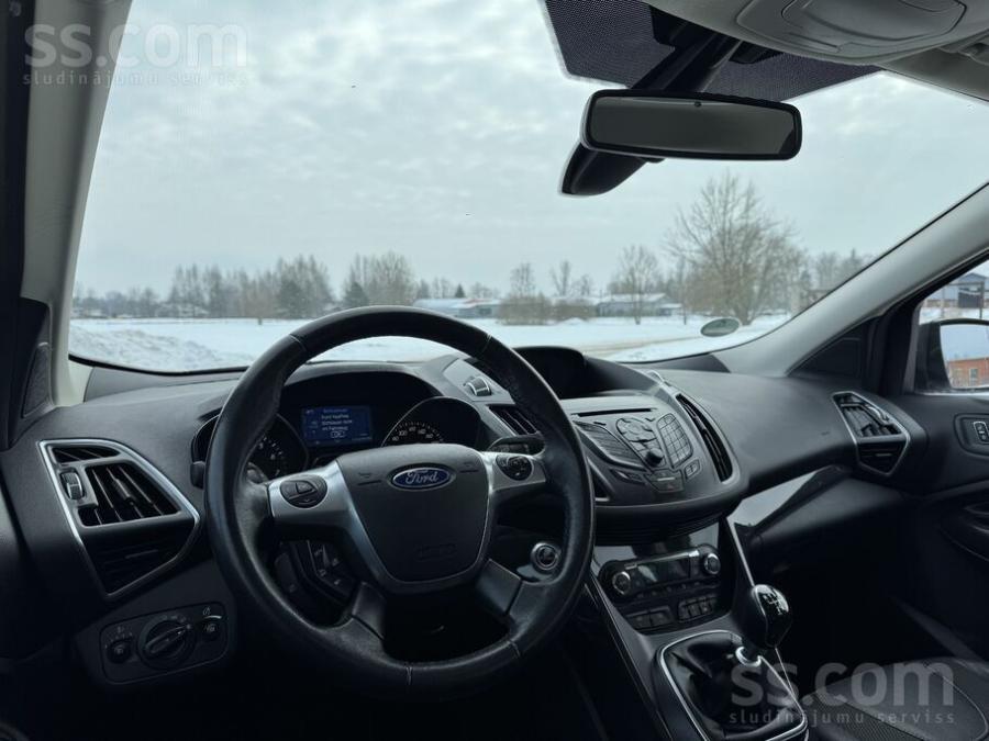Grey Ford Kuga 2014 in Cesis, with an engine capacity of 1.60 L and mileage of 0 thousand km for 8900 €, photo 17 on AUTOMOTO.COM.LV