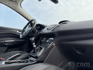 Grey Ford Kuga 2014 in Cesis, with an engine capacity of 1.60 L and mileage of 0 thousand km for 8900 €, photo 24 on AUTOMOTO.COM.LV