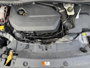 Grey Ford Kuga 2014 in Cesis, with an engine capacity of 1.60 L and mileage of 0 thousand km for 8900 €, photo 34 on AUTOMOTO.COM.LV