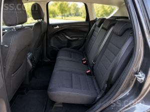 Pelēks Ford Kuga 2014 Rīga, ar dzinēja tilpumu 2.00 L un nobraukumu 216 tūkst. km par 6200 €, foto 8 vietnē AUTOMOTO.COM.LV