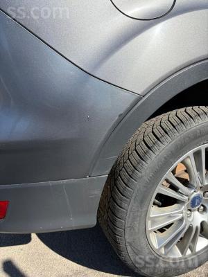 Pelēks Ford Kuga 2014 Rīga, ar dzinēja tilpumu 2.00 L un nobraukumu 216 tūkst. km par 6200 €, foto 9 vietnē AUTOMOTO.COM.LV