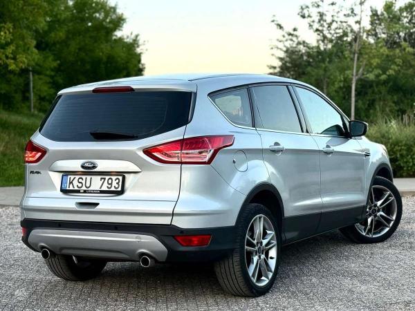 Grey Ford Kuga 2014 in Kaunas, with an engine capacity of 2.00 L and mileage of 218 thousand km for 6800 €, photo 4 on AUTOMOTO.COM.LV