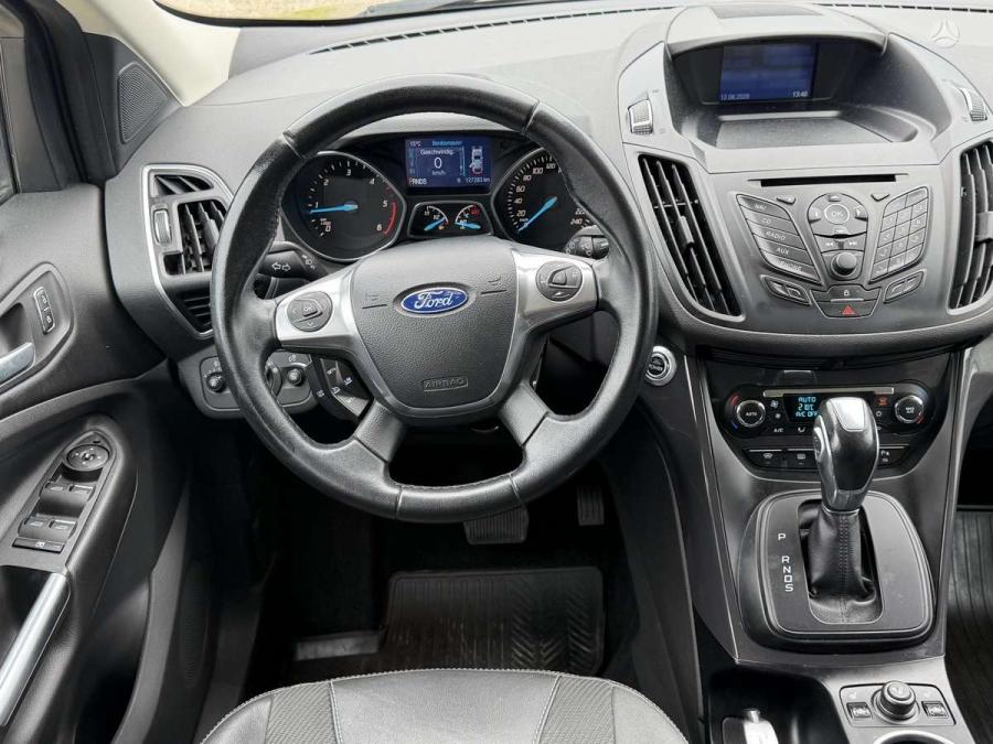 Pelēks Ford Kuga 2014 Kauņa, ar dzinēja tilpumu 2.00 L un nobraukumu 127 tūkst. km par 7500 €, foto 10 vietnē AUTOMOTO.COM.LV