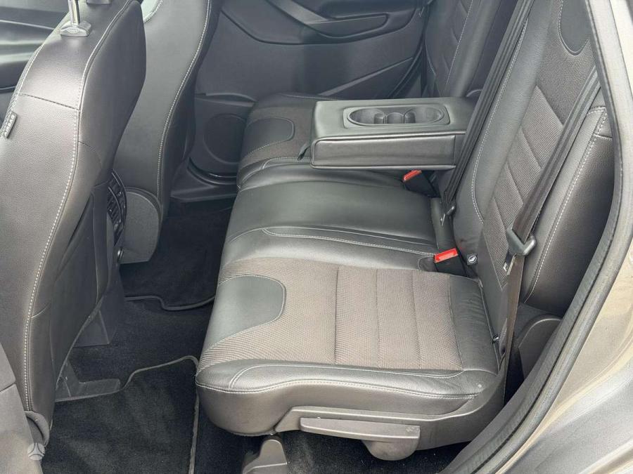 Pelēks Ford Kuga 2014 Kauņa, ar dzinēja tilpumu 2.00 L un nobraukumu 127 tūkst. km par 7500 €, foto 11 vietnē AUTOMOTO.COM.LV