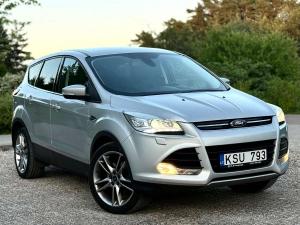 Grey Ford Kuga 2014 in Kaunas, with an engine capacity of 2.00 L and mileage of 218 thousand km for 6500 €, photo 3 on AUTOMOTO.COM.LV
