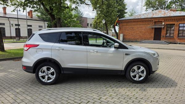 Grey Ford Kuga 2014 in Mazeikiai, with an engine capacity of 2.00 L and mileage of 212 thousand km for 7000 €, photo 10 on AUTOMOTO.COM.LV