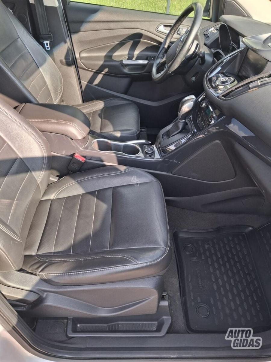 Grey Ford Kuga 2014 in Siauliai, with an engine capacity of 16.00 L and mileage of 187 thousand km for 4000 €, photo 14 on AUTOMOTO.COM.LV