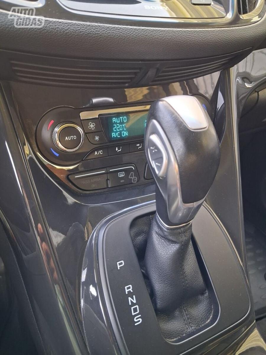 Grey Ford Kuga 2014 in Siauliai, with an engine capacity of 16.00 L and mileage of 187 thousand km for 4000 €, photo 17 on AUTOMOTO.COM.LV
