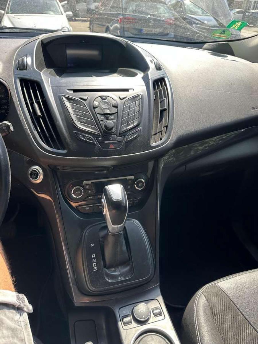 Pelēks Ford Kuga 2014 Kelmė, ar dzinēja tilpumu 2.00 L un nobraukumu 150 tūkst. km par 4299 €, foto 5 vietnē AUTOMOTO.COM.LV