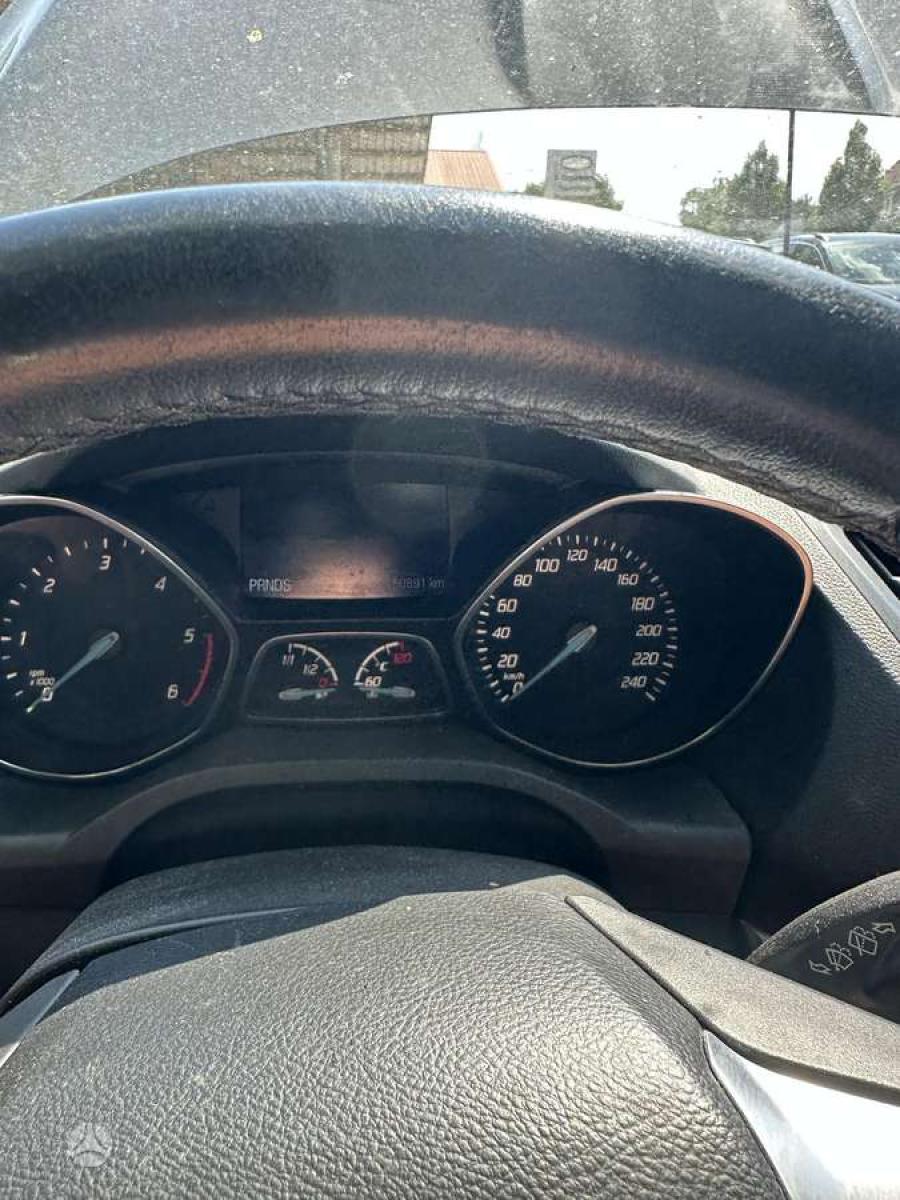 Pelēks Ford Kuga 2014 Kelmė, ar dzinēja tilpumu 2.00 L un nobraukumu 150 tūkst. km par 4299 €, foto 6 vietnē AUTOMOTO.COM.LV