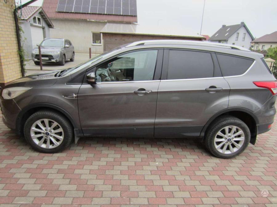 Pelēks Ford Kuga 2014 Gargždai, ar dzinēja tilpumu 2.00 L un nobraukumu 145 tūkst. km par 7900 €, foto 4 vietnē AUTOMOTO.COM.LV